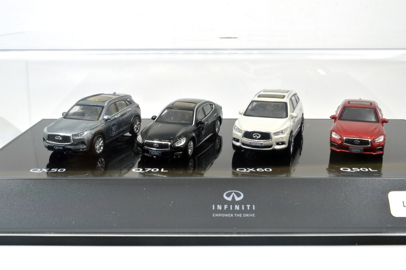 Infiniti 30th Anniversary 1:64 Miniature Set - Paudi Model | High ...