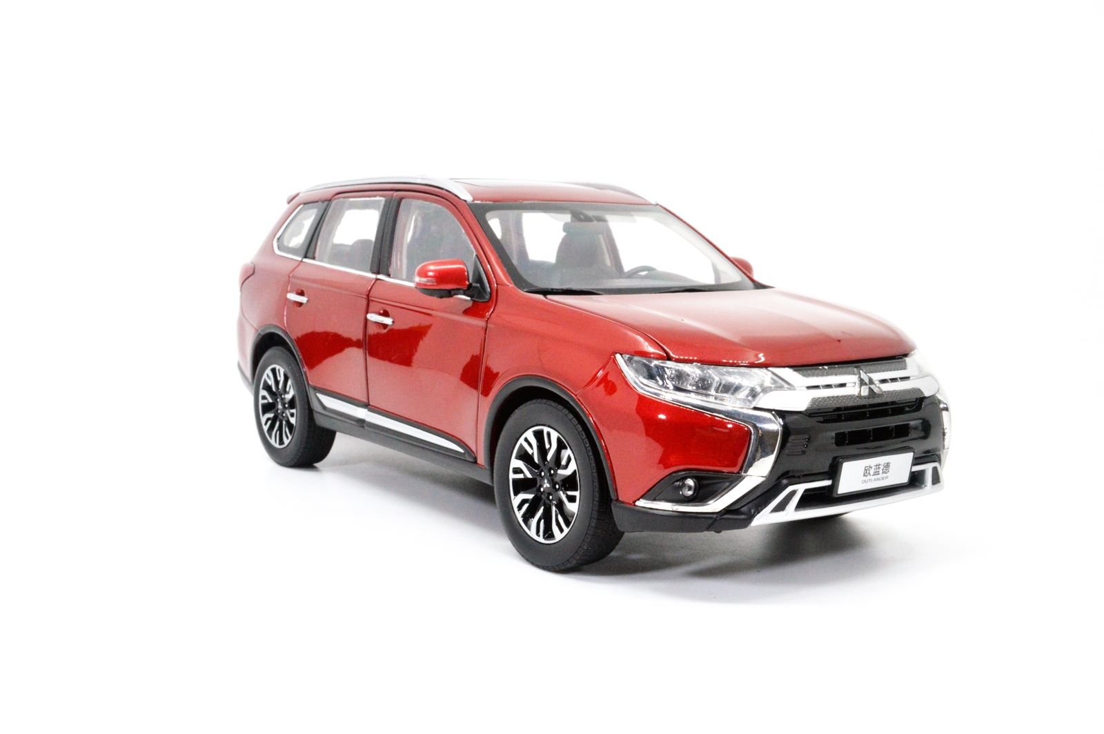 1:18 Mitsubishi Outlander 2019 Diecast Model Car - Paudi Model | High ...