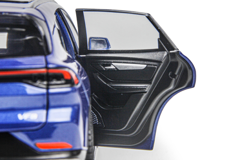 Vinfast VF8 1/24 miniature model - Paudi Model | High Quality Diecast Model